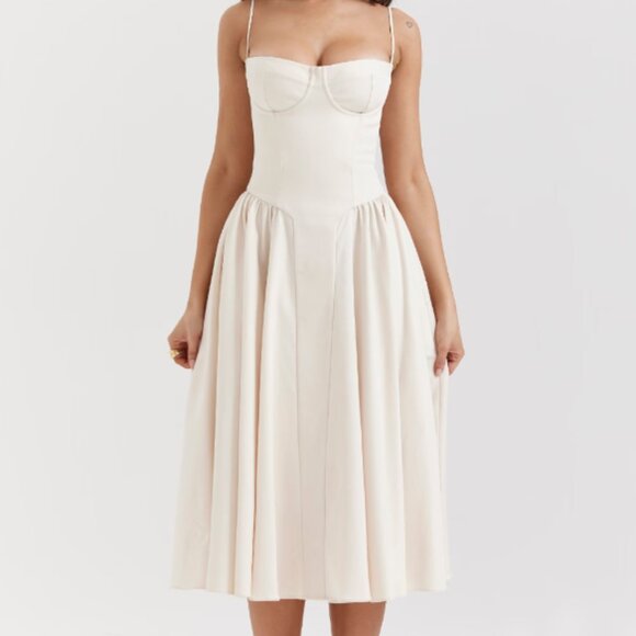 House of CB | Dresses | House Of Cb Samaria Ivory Corset Maxi Dress Nwt ...
